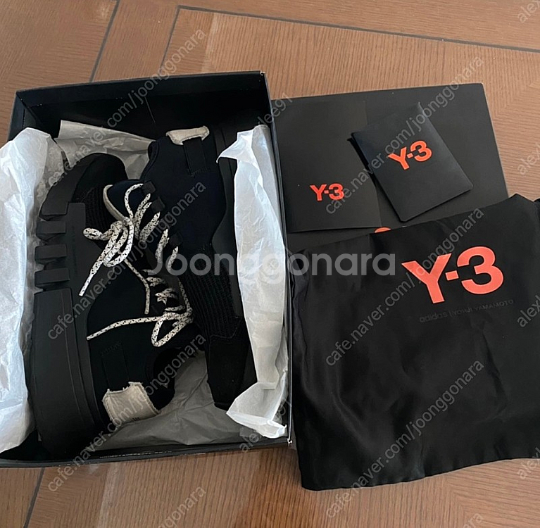 가격재인하)Y-3 아예로 풀박스 us7.5 255-26... | 구두/로퍼 | 중고나라