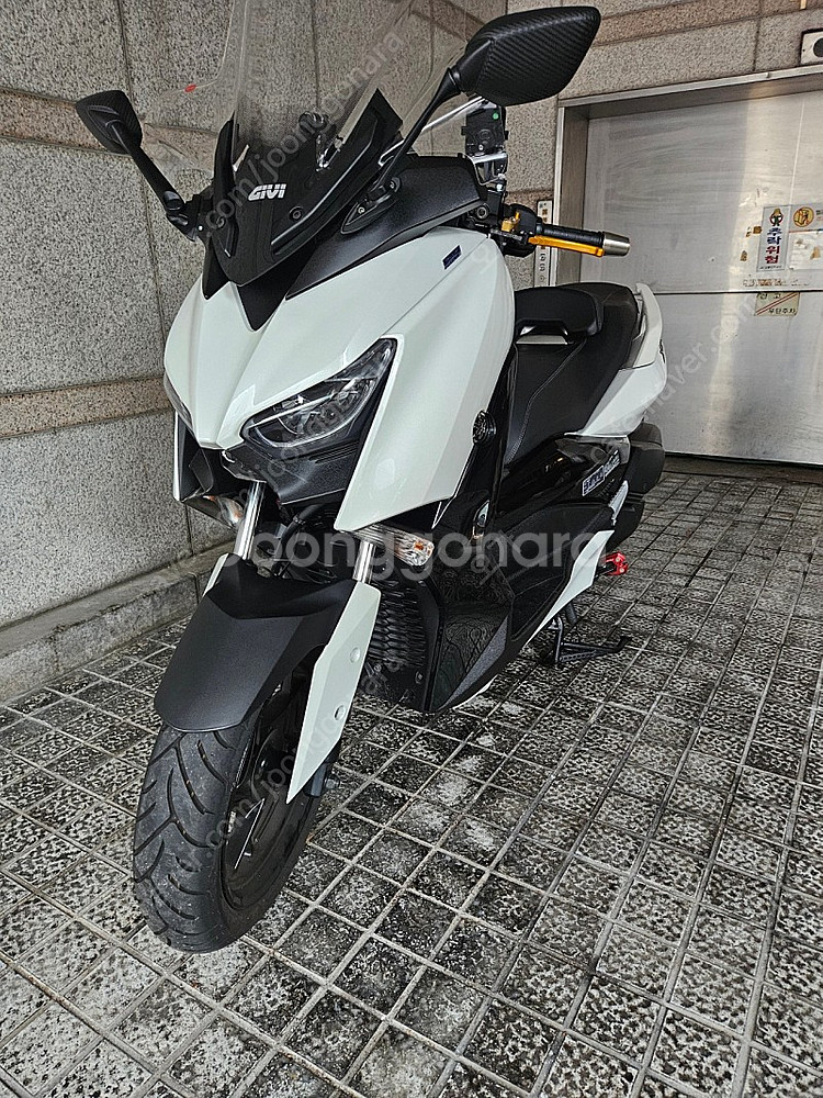 야마하 xmax300 22년식 3000km 화이트 판매... | 125cc 초과 | 중고나라