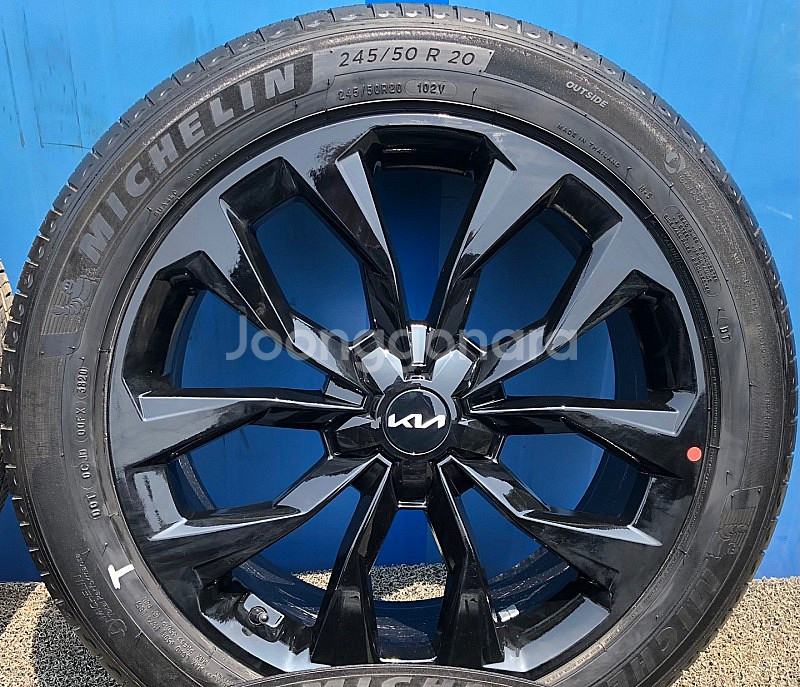 쏘렌토 MQ4 그래비티 20인치 순정 휠 245/50R... | 휠/타이어 | 중고나라