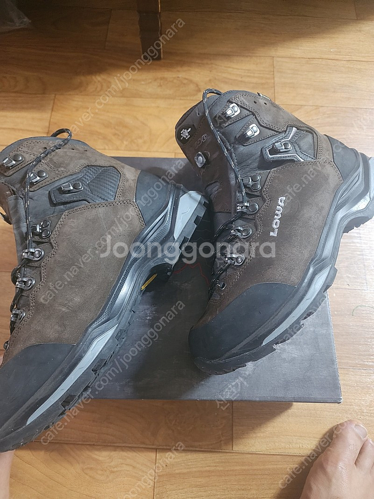 로바까미노에보 정식매장판 uk8 265~270! | 기타 등산용품 | 중고나라