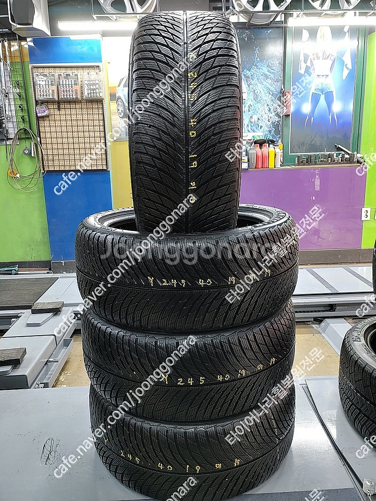 판매 ﻿245 40 19 미쉐린윈터 중고타이어 4짝 휠타이어 중고나라