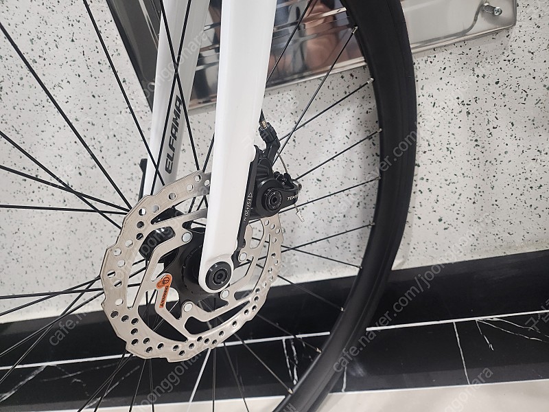 엘파마 에포카 e2000d 화이트 M | 로드바이크/사이클 | 중고나라