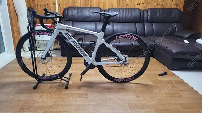 23년형 04월 구매 엘파마 에포카 E2000D 팝니다 | 로드바이크/사이클 | 중고나라