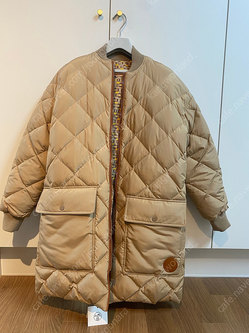 에르메스 21fw 리버시블 패딩 | 여성의류 | 중고나라