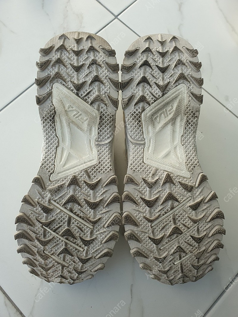 운동화 작업화 런닝화 265mm 260mm 나이키 필라... | 남성의류 | 중고나라