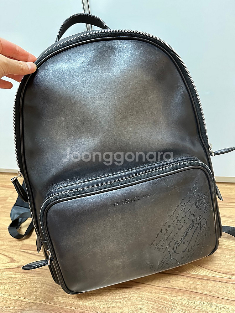 벨루티 백팩 블랙 두달 사용 숄더백 중고나라