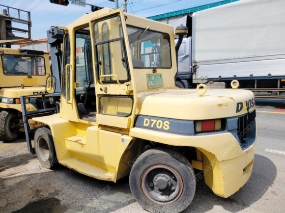 [지게차] 두산 7톤 중고 디젤지게차 판매 / D70S... | 산업자재 | 중고나라