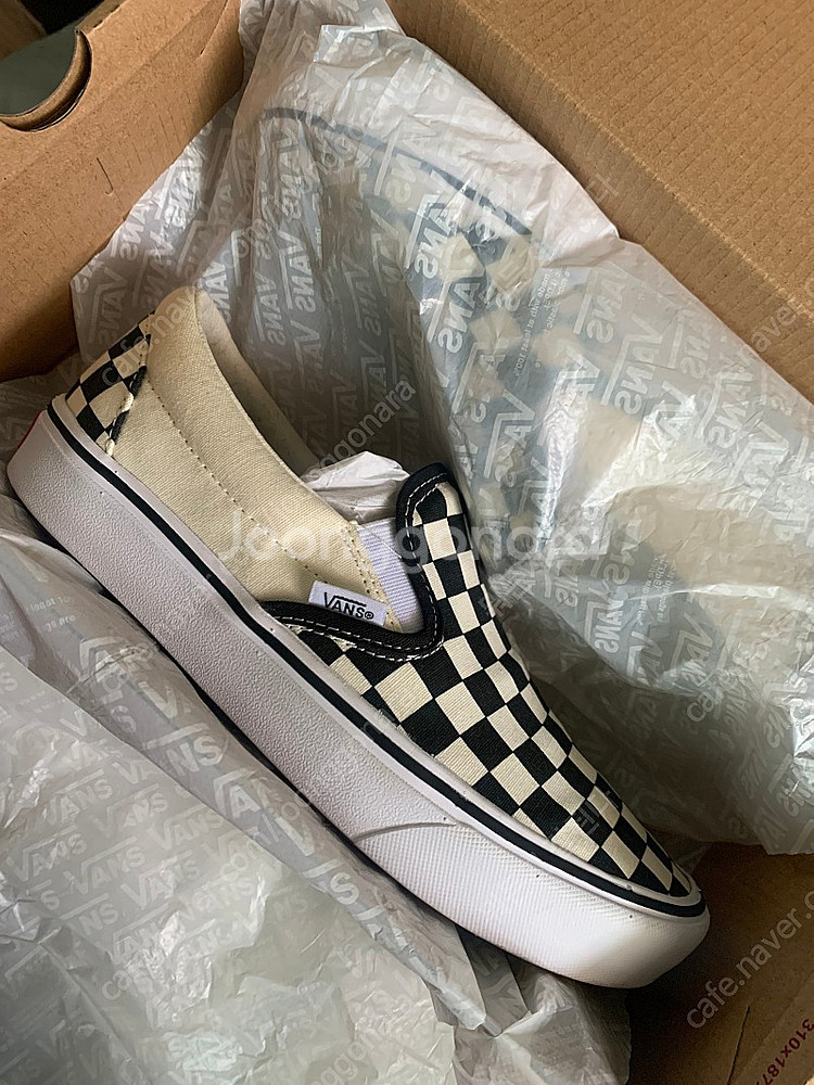 새상품 반스 컴피쿠시 슬립온 체커보드 판매합니다 | 여성의류 | 중고나라