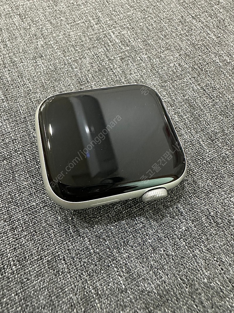 애플워치 SE2 실버 알루미늄 gps 44mm | 케이스/거치대/보호필름 | 중고나라