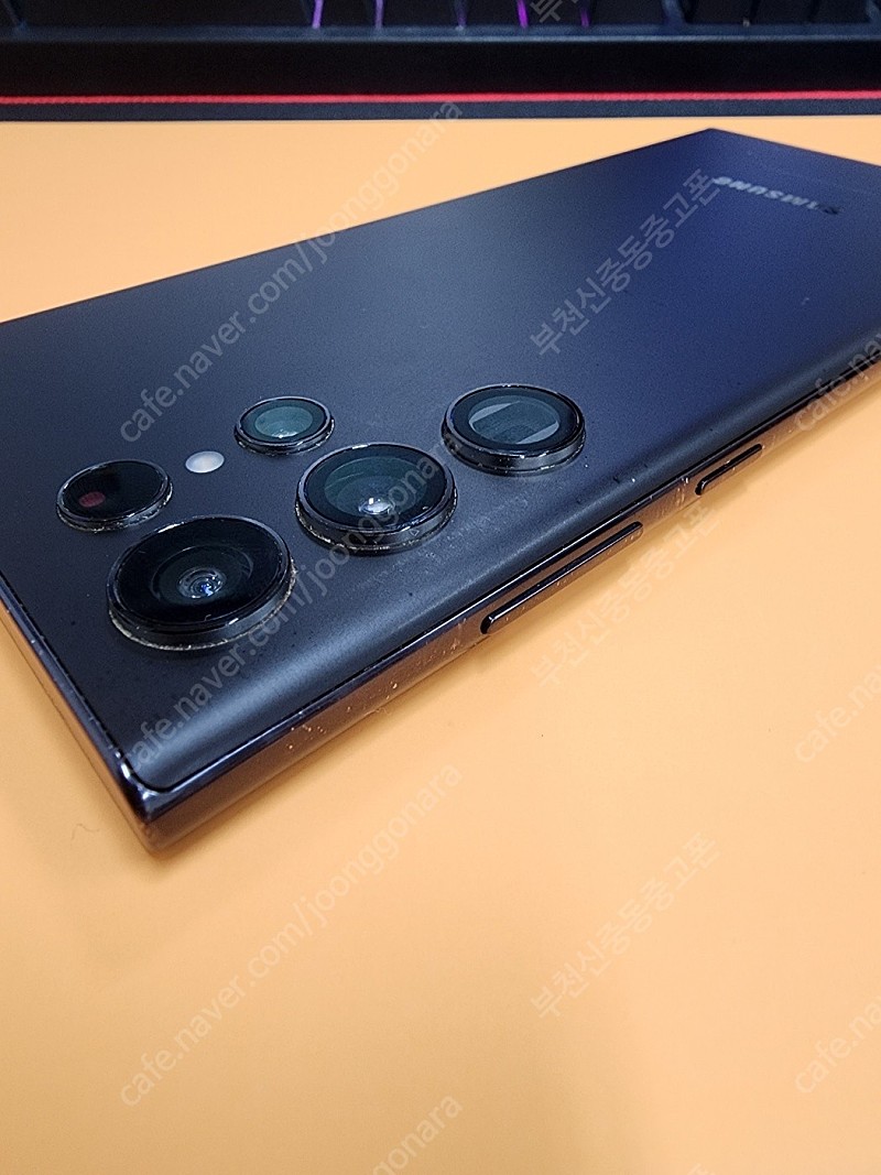 180300 갤럭시S22울트라 LGU+블랙256G 저렴... | 삼성 | 중고나라