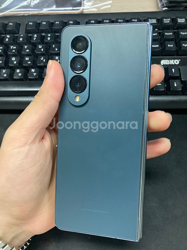 부산 갤럭시Z폴드4 그레이그린 80만원 SKT 512기... | 삼성 | 중고나라
