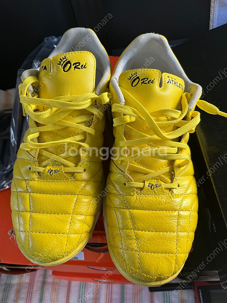 아슬레타 A005 노랑 245 S급 판매 | 중고나라 카페에서 운영하는 공식 사이트