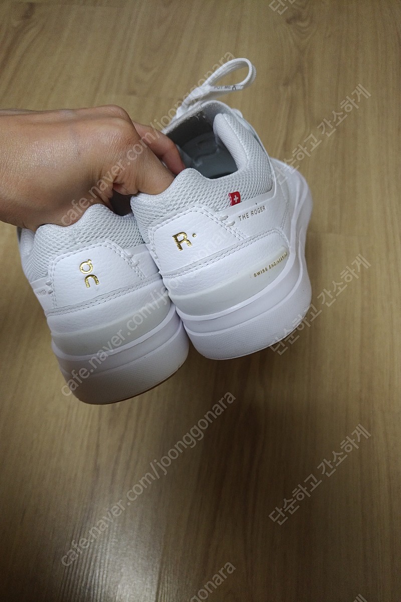 더 로저 센터 코트48.99437(온러닝) 235 | 여성의류 | 중고나라