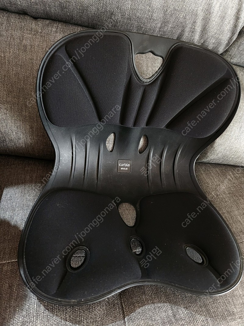 커블체어 curble able 블랙 5천원 | 학생/서재/사무용가구 | 중고나라