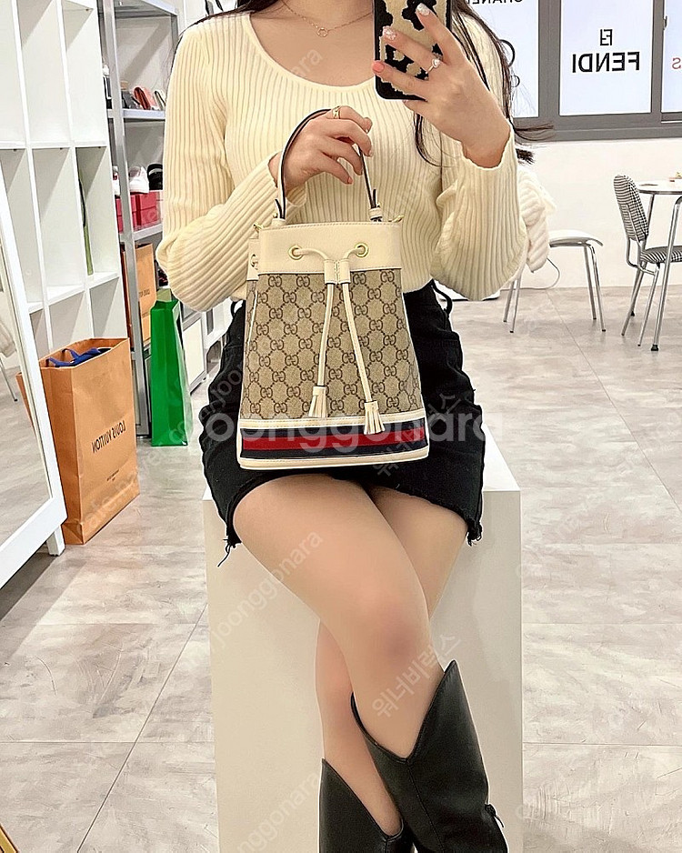 구찌 오피디아 스몰 버킷백 가방 숄더백 중고나라