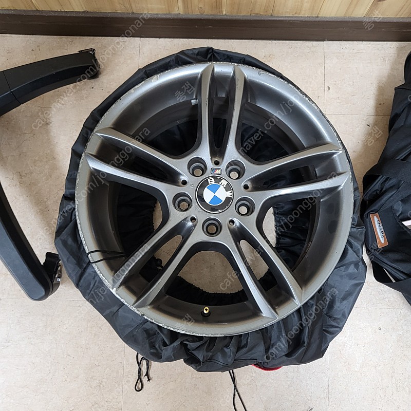 Bmw 18인치 e바디 261m 휠 | 휠/타이어 | 중고나라