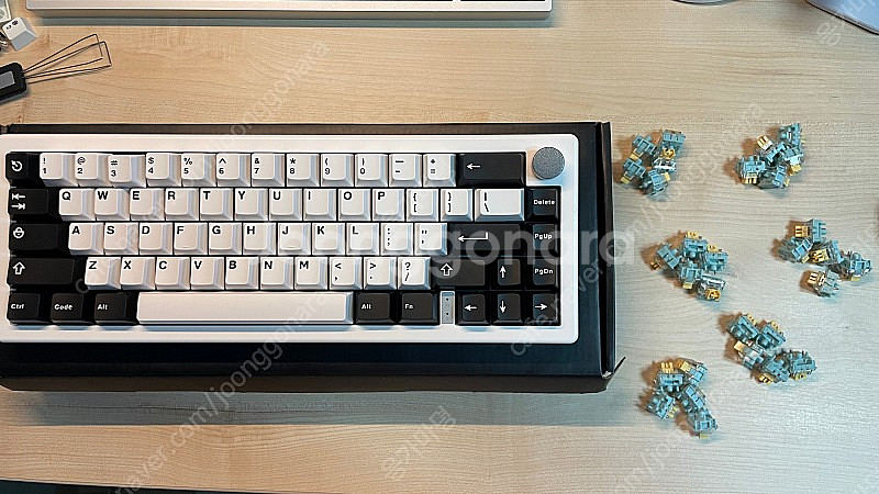 Gmk67 바다소금 풀윤활 커스텀키보드 키보드마우스스피커 중고나라
