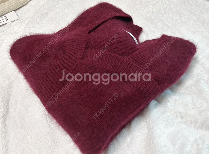 시에 아치디테일가디건 오트밀 22fw팔아요! | 여성의류 | 중고나라