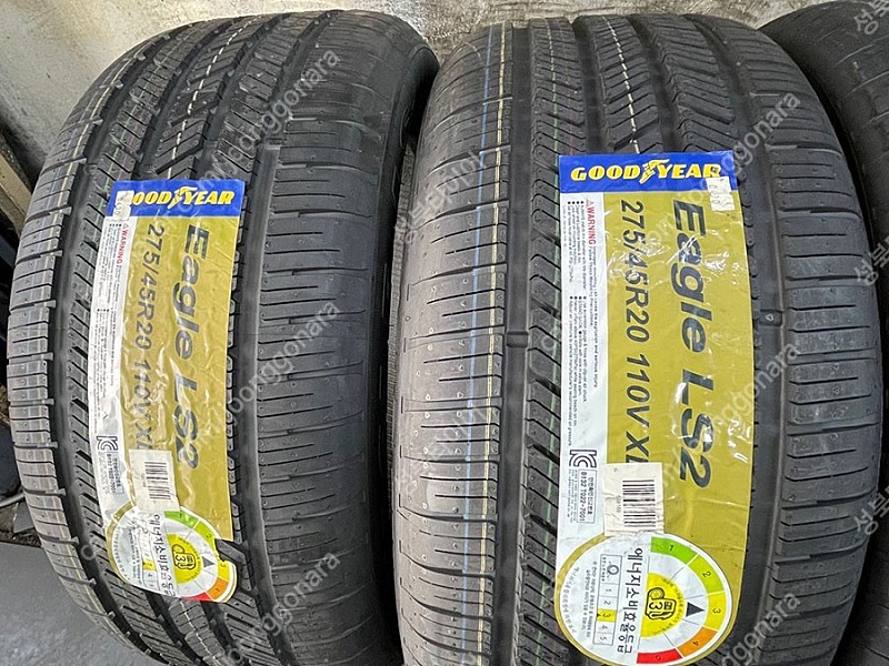 [판매]20인치 카이엔타이어,투아렉타이어,2754520... | 휠/타이어 | 중고나라