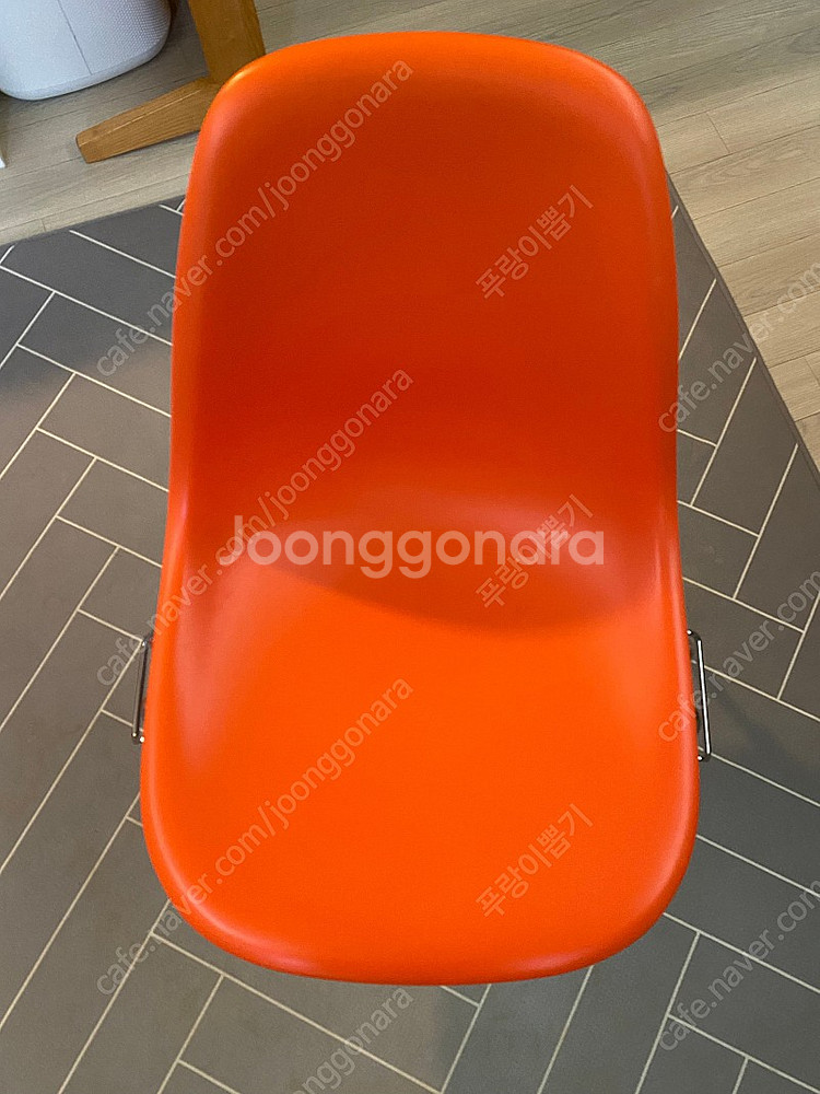 비트라 임스체어 빈티지 모델 판매합니다 인테리어소품 중고나라