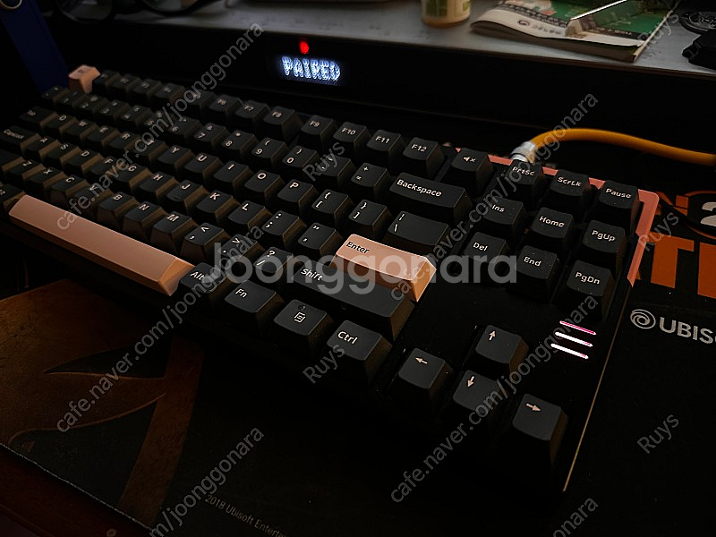 익스클루시브 e8.5 올리비아 컨셉 커스텀키보드 | 키보드/마우스/스피커 | 중고나라