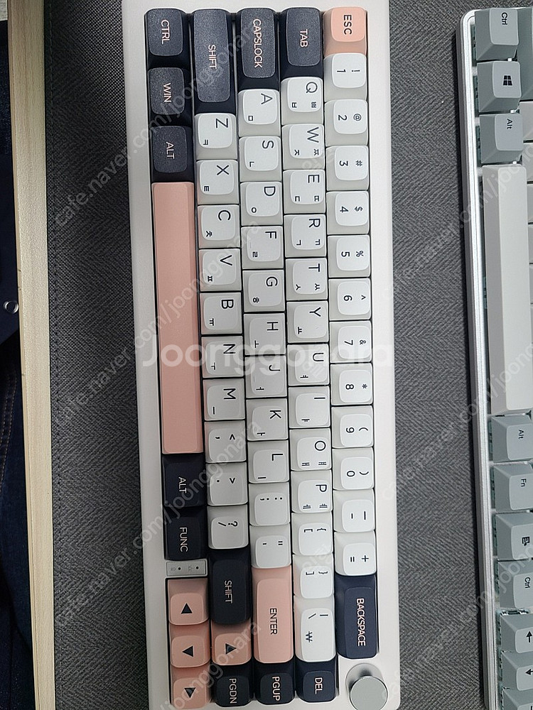Gmk67 핫스왑 화이트 바다소금스위치 Gmk 올리비아 중고나라 카페에서 운영하는 공식 사이트
