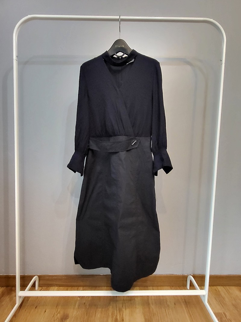 의류7. 씨씨콜렉트 초커 브이넥 원피스 C201MSE0... | 여성의류 | 중고나라