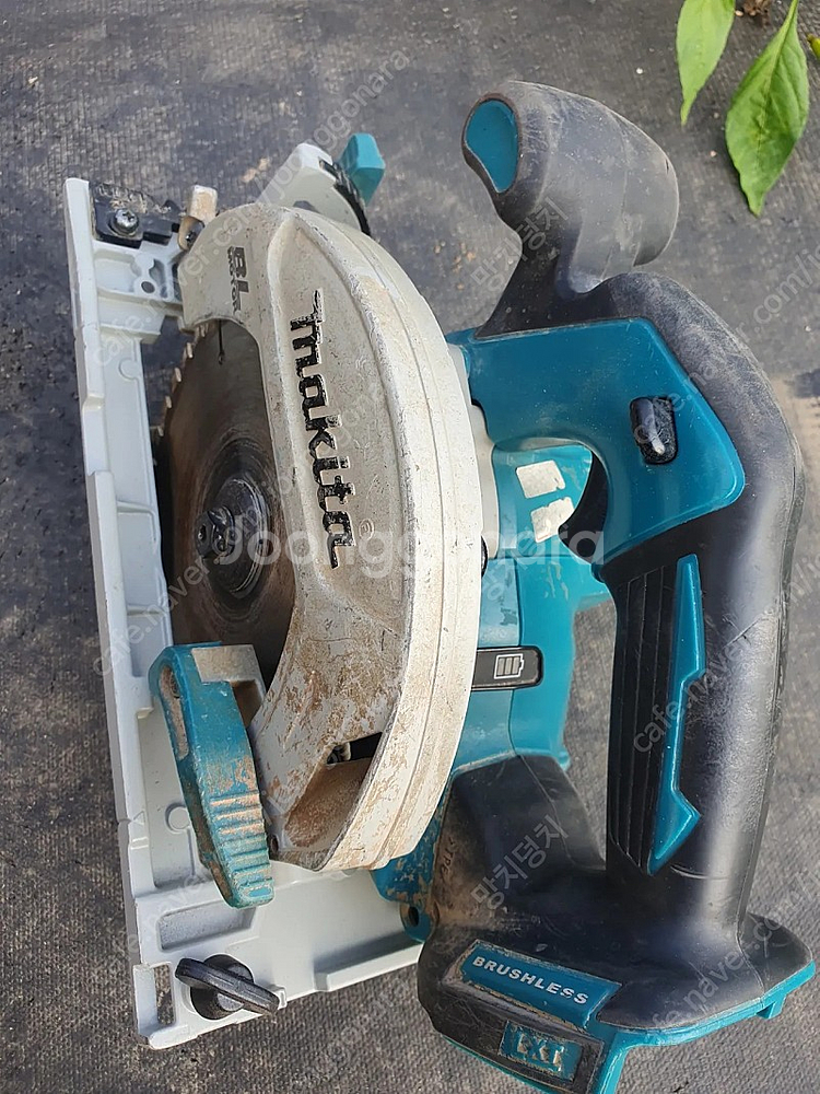 마끼다 충전 톱 DHS680 | 산업/안전/공구함 | 중고나라