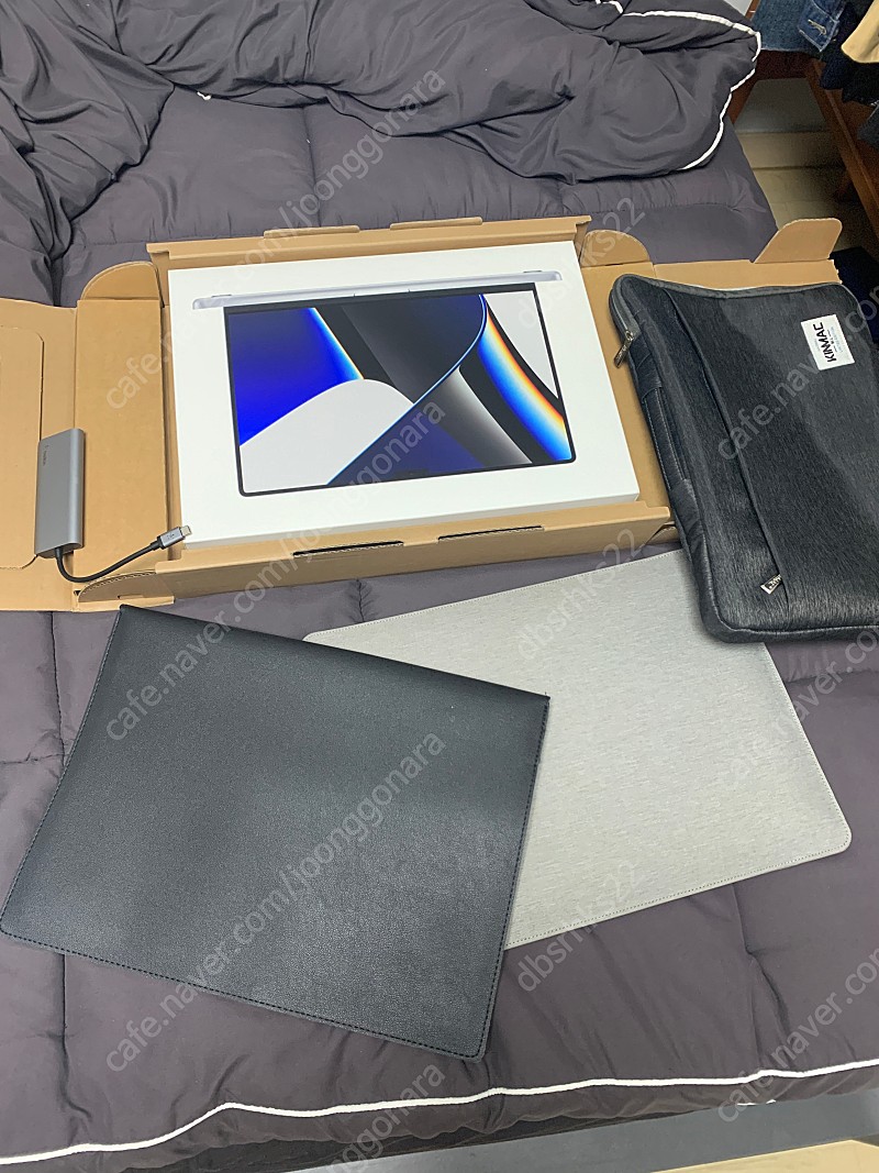 맥북 m1 max 16 32g 1tb 애케플 25.7.... | 노트북/넷북 | 중고나라