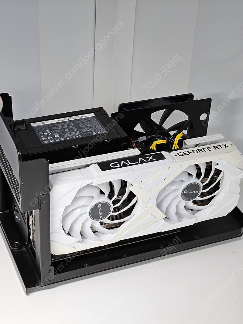 egpu(레이저코어 x) + rtx 3060 팝니다 | 키보드/마우스/스피커 | 중고나라