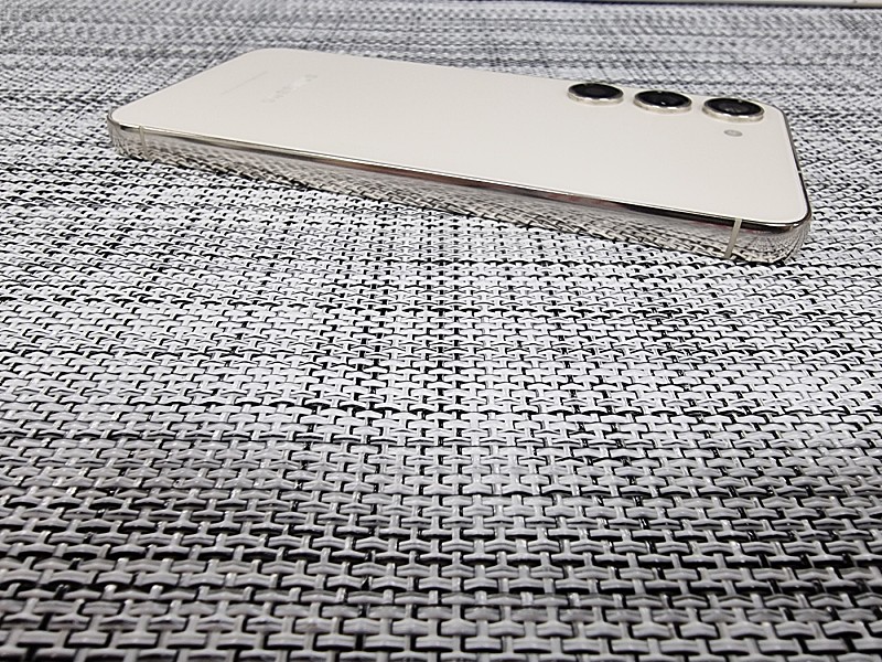 (특SSS급) 갤럭시 S23 256G 크림 23년 4월... | 삼성 | 중고나라