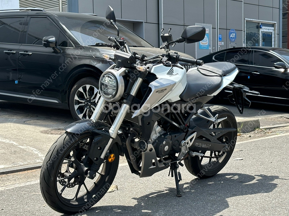 [판매] 혼다 CB125R 2019년형 깔끔한옵션차량 ... | 125cc 이하 | 중고나라
