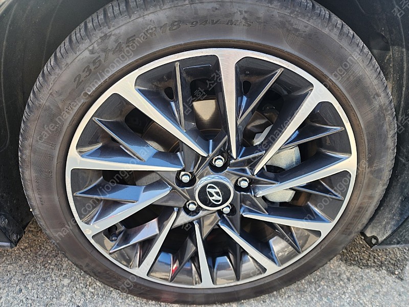 쏘나타 dn8 휠타이어 교환 원합니다 | 휠/타이어 | 중고나라