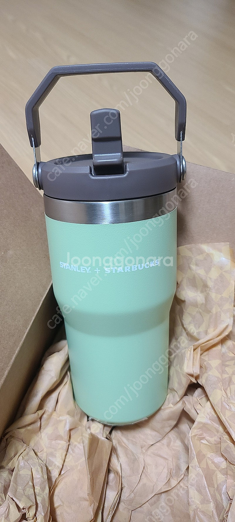 스타벅스 스탠리 그린 플로우 텀블러 591ml | 기타 캠핑용품 | 중고나라