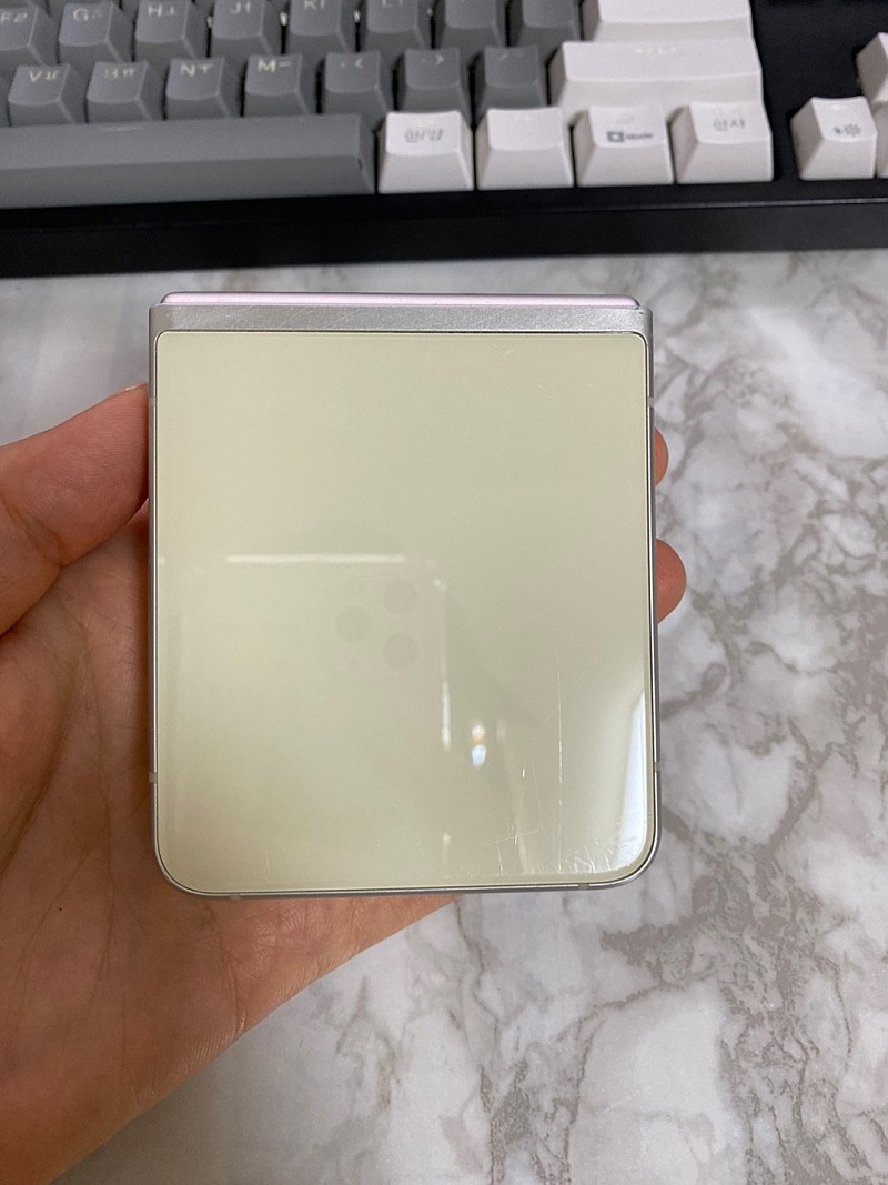 갤럭시 Z플립3 256G F711 크림 판매합니다 (2... | 삼성 | 중고나라