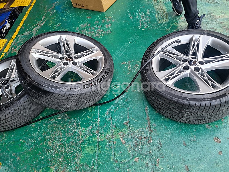 [판매] 제네시스 G90 20인치휠 미쉐린타이어 임판신... | 휠/타이어 | 중고나라