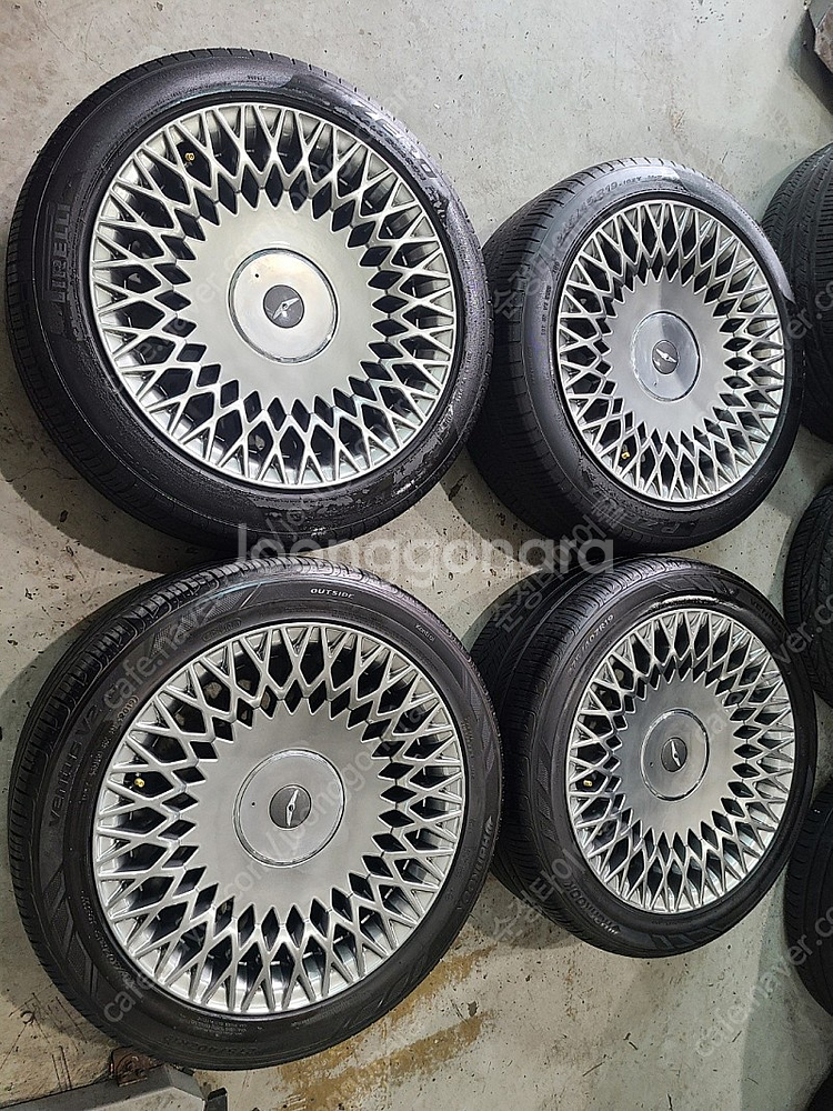 제네시스G90 19인치 순정 휠타이어 판매합니다 | 휠/타이어 | 중고나라