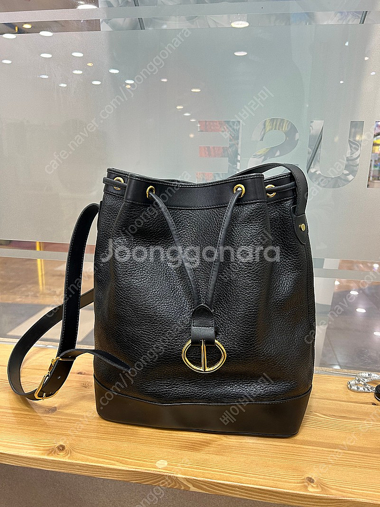 디올 버킷백 중고나라 카페에서 운영하는 공식 사이트