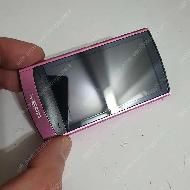 삼성 옙 YEPP YP-R1 4기가 mp3 (2) | 이어폰/헤드폰 | 중고나라