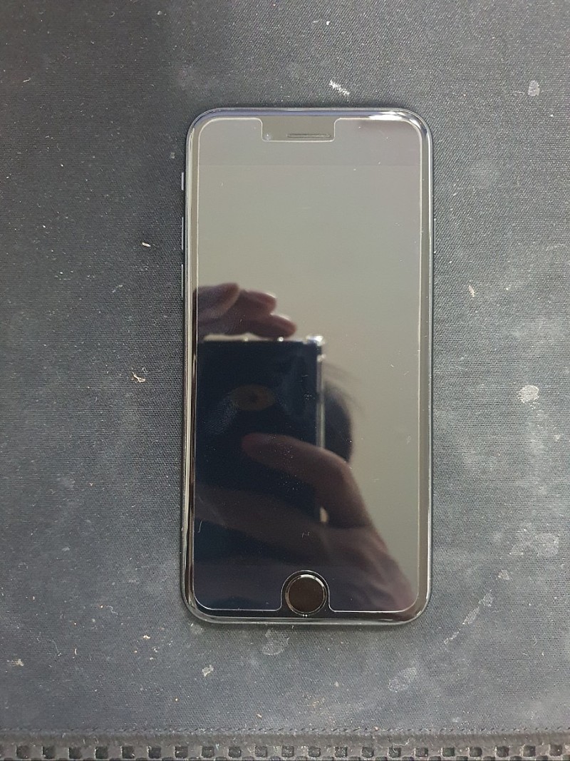 부산 아이폰se2 블랙 128기가 배터리 86% 깔끔한... | 삼성 | 중고나라