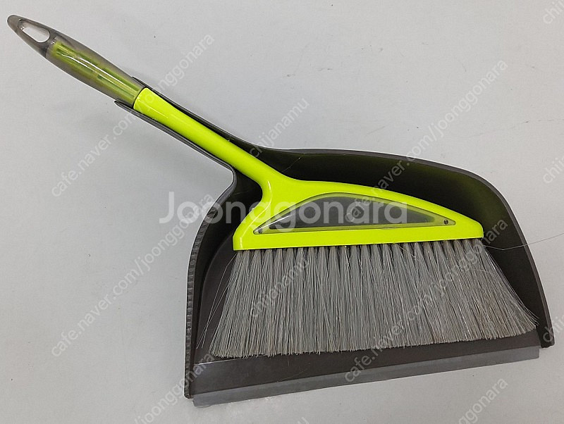 인테리어 청소용 빗자루 세트 리빙생활 중고나라