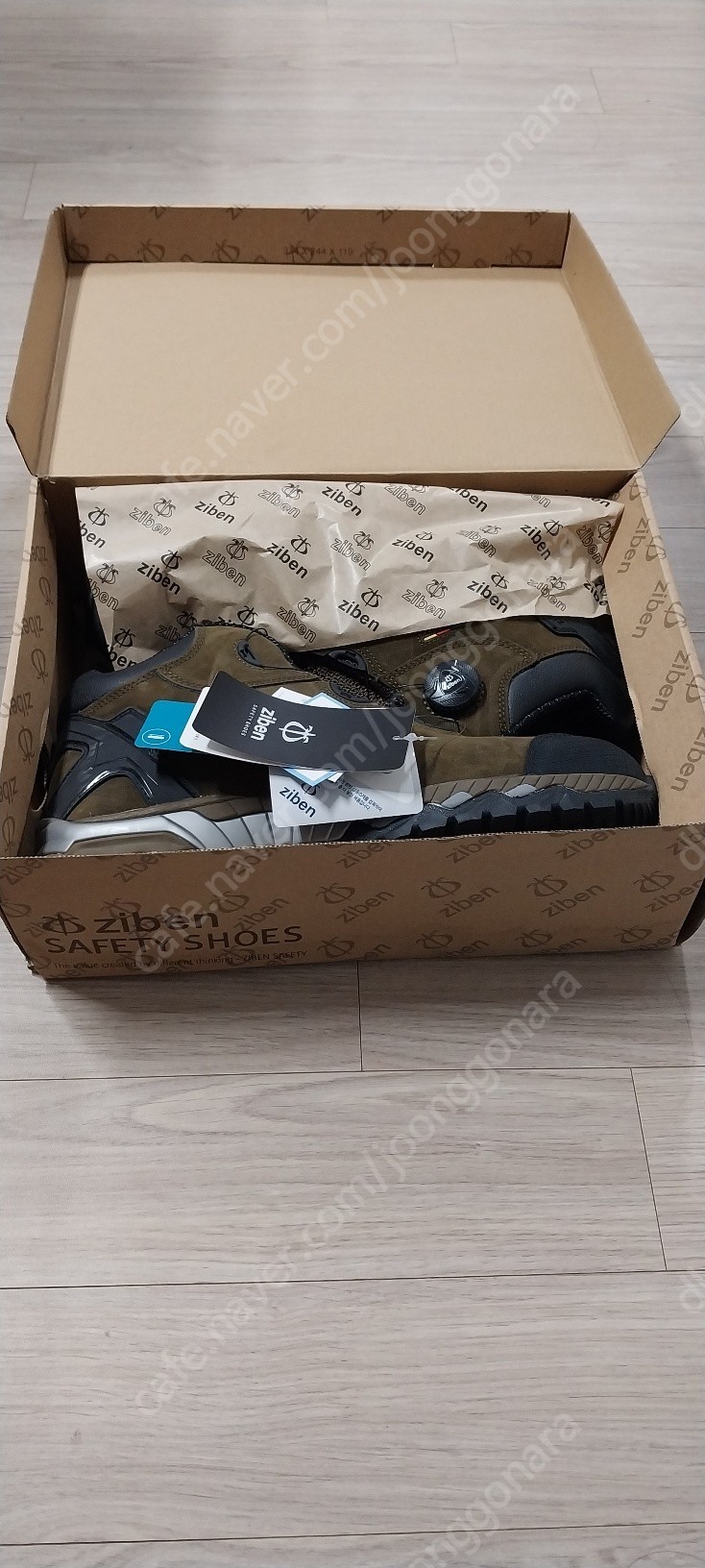 지벤 안전화 팝니다 ZB-206 280mm 택포 650... | 남성의류 | 중고나라