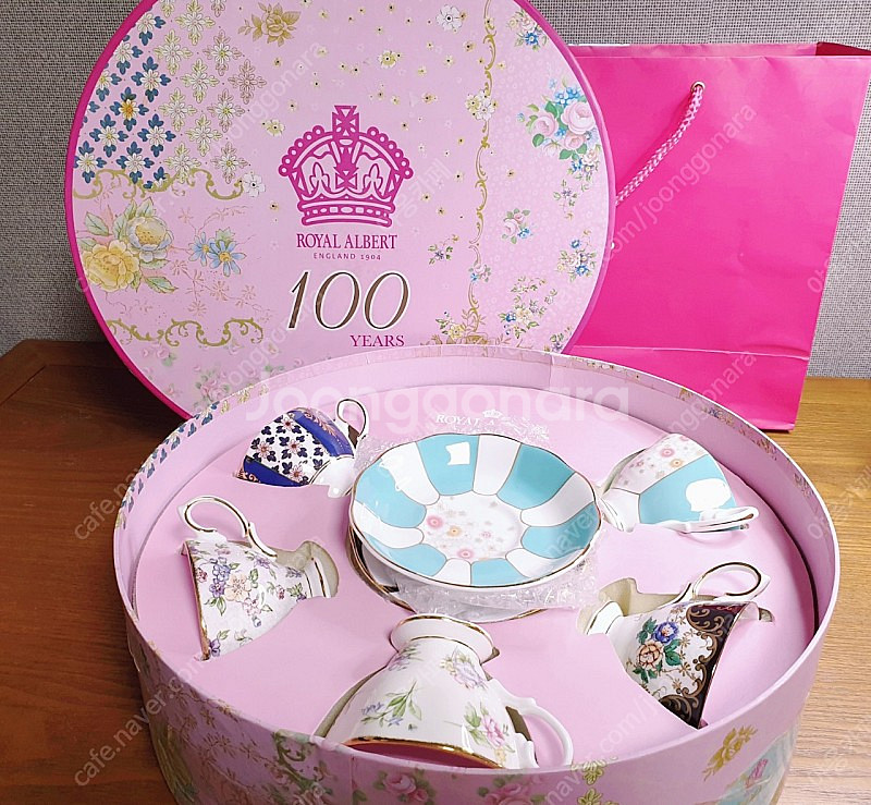 새상품 로얄알버트 100주년 전기 기념커피잔 리프레시 리빙 생활 중고나라