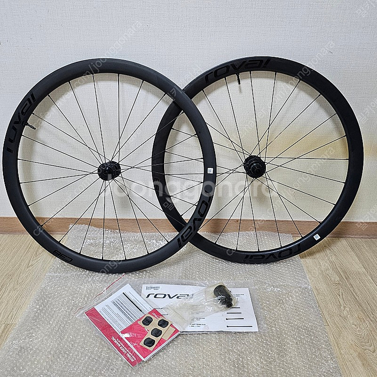 로발 C38 신형 카본 휠셋 판매합니다. | 로드바이크/사이클 | 중고나라
