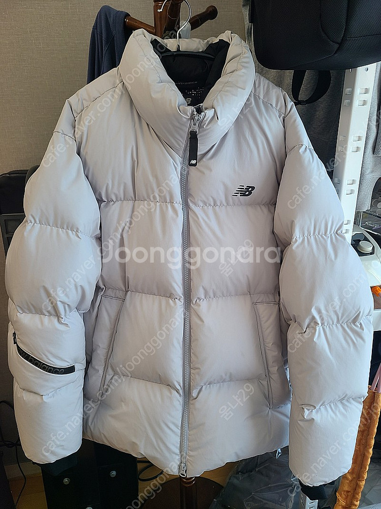 뉴발란스 액티브 구스 숏 다운 Nbnp943023 그레 중고나라 카페에서 운영하는 공식 사이트