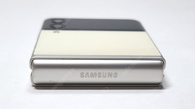 Z플립3(F711) 크림 256G A급 23만원 사은품... | 삼성 | 중고나라