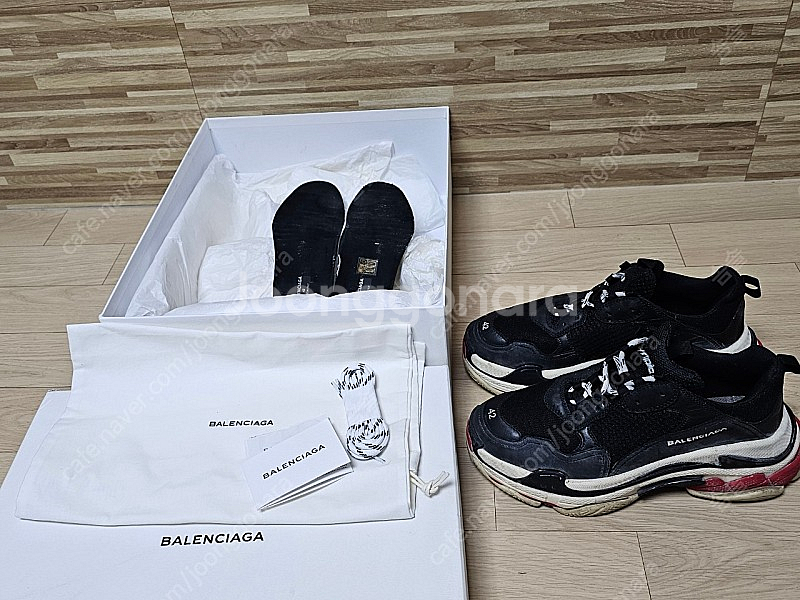 (42)발렌시아가 17fw 트리플s브레드og | 중고나라 카페에서 운영하는 공식 사이트