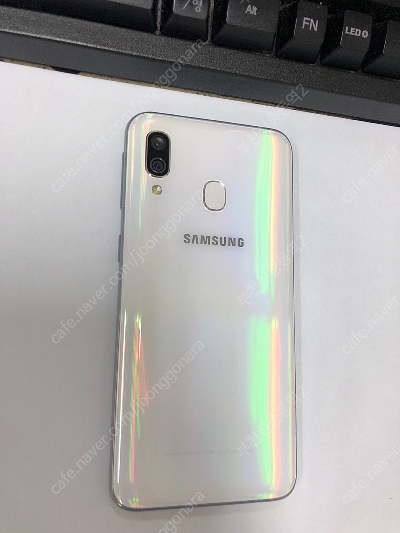 182064 SK 갤럭시A40 화이트 외관깨끗 64GB... | 삼성 | 중고나라