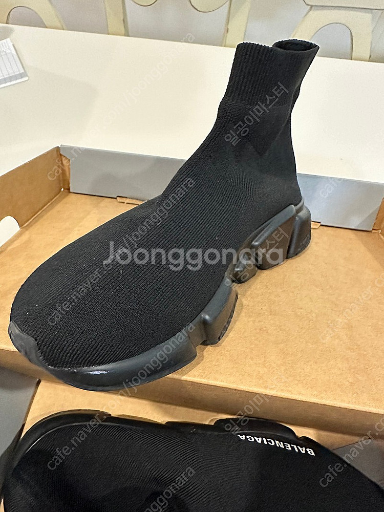 발렌시아가 스피드러너 38 올블랙 구두로퍼 중고나라