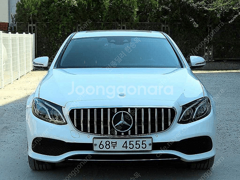 벤츠e클래스 W213 E200 아방가르드중고차 할부 리 기타 수입차 중고나라